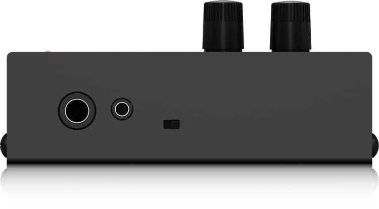 Behringer MA400 Headphone Monitor Amp with Microphone In