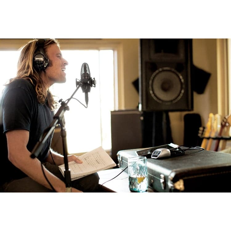 Shure Motiv MVi Digital Audio Interface for iOS, MAC or PC