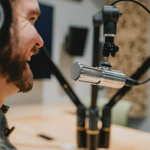 Earthworks ICON PRO XLR Streaming Studio Microphone