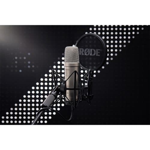 RODE NT1-GEN5 Studio XLR and USB Microphone